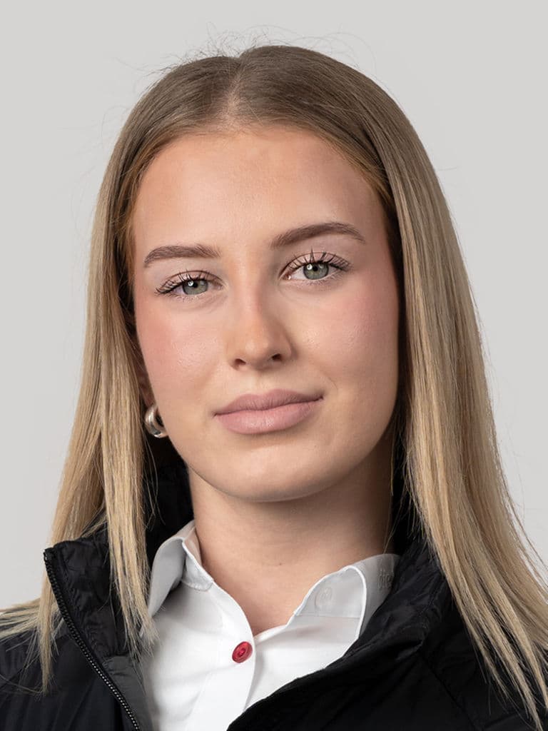 Enida Abdurahmanovic, Lernende Mobiliar Herzogenbuchsee